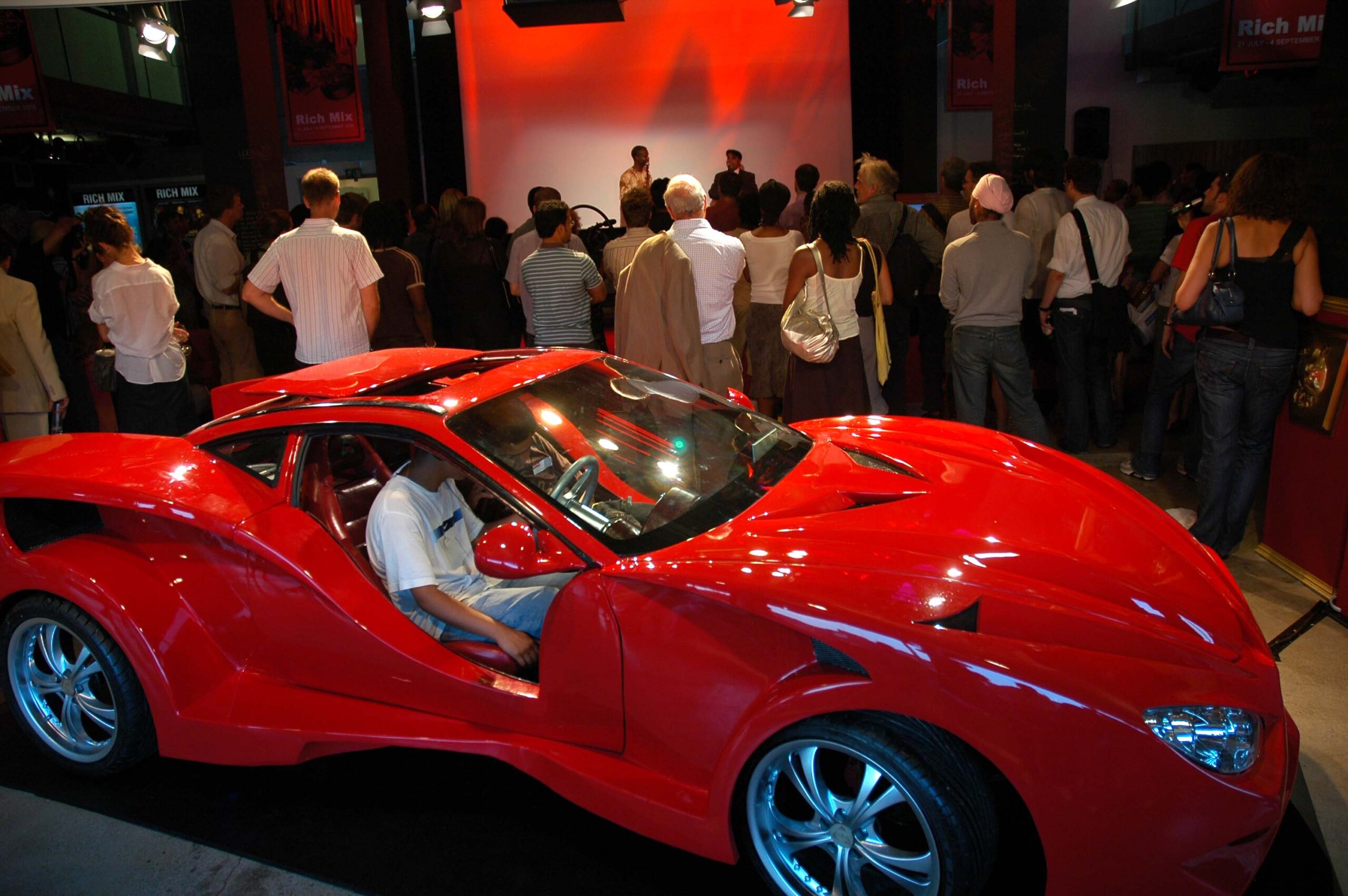 Car transformation project at Rich Mix Centre – CulturalUniverse