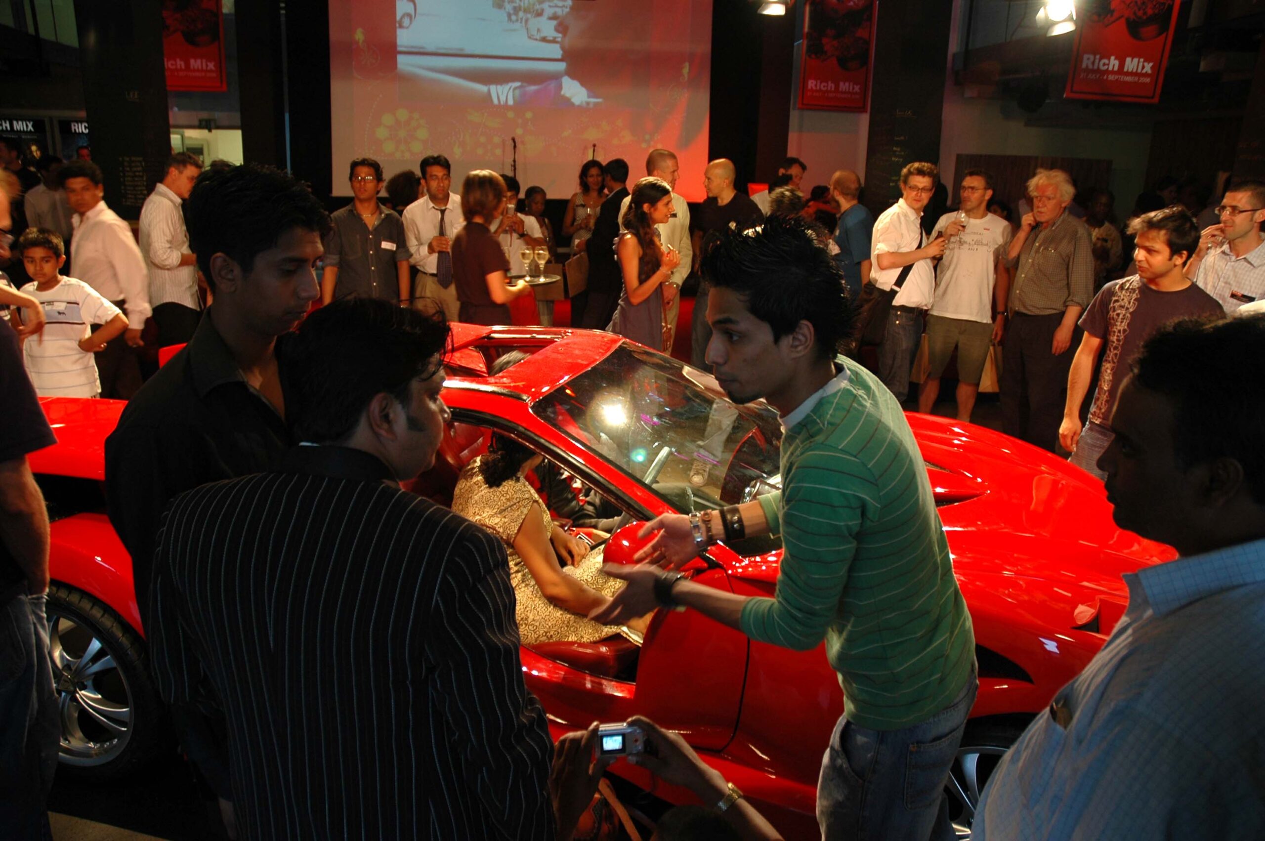 Car transformation project at Rich Mix Centre – CulturalUniverse